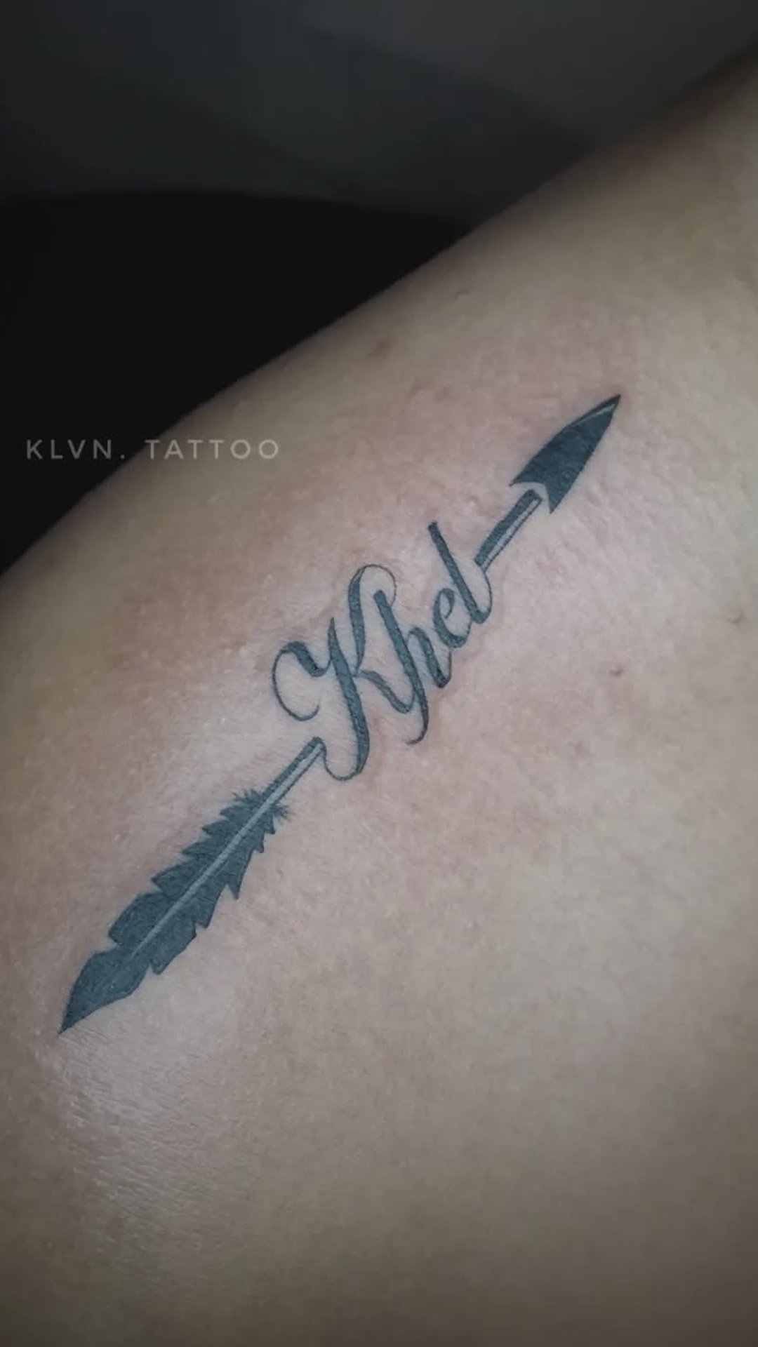 Feathered Arrow with Script Name - Tattoos.com