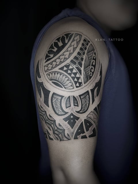 Polynesian Shoulder Panel - Tattoos.com