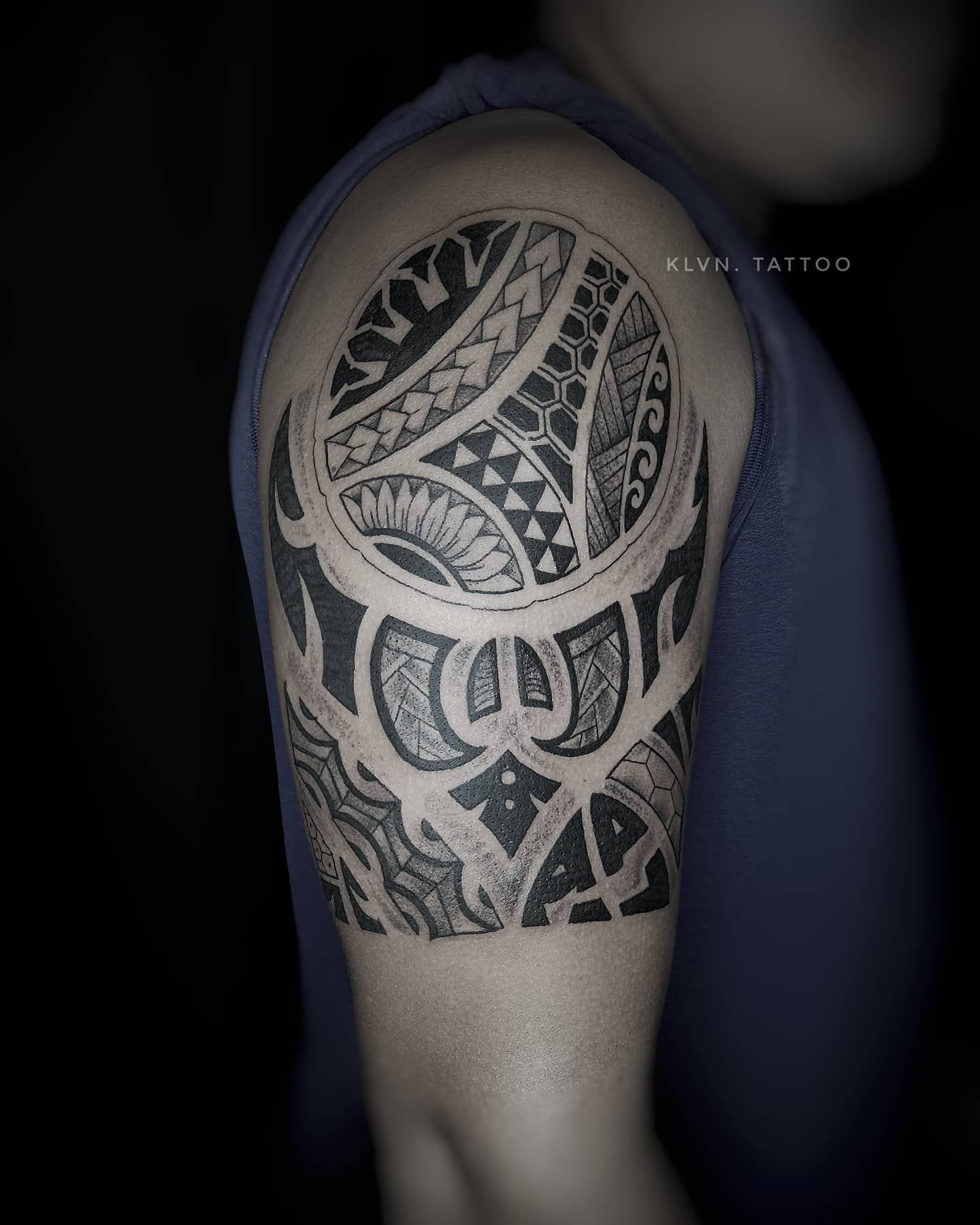 Polynesian Shoulder Panel - Tattoos.com