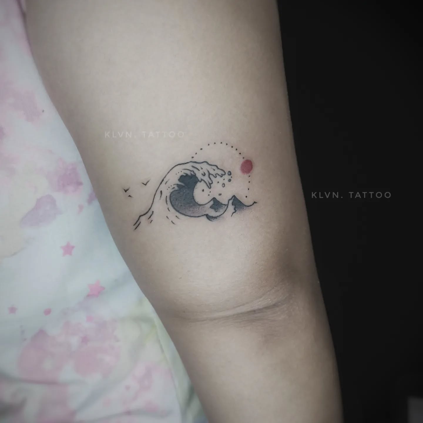 Tiny Ocean Wave with Red Sun - Tattoos.com